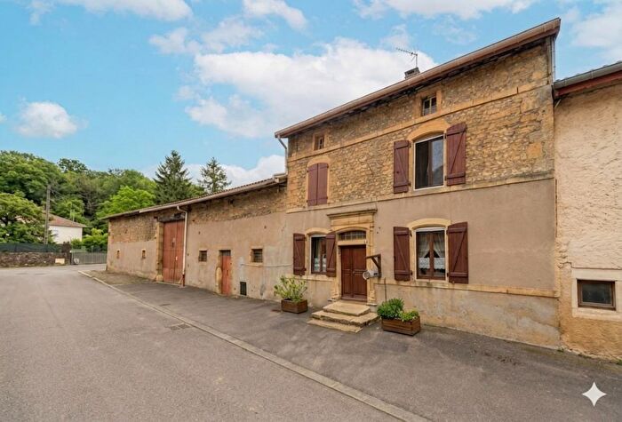 Maison 9 pièces à Mercy-le-Bas, à vendre