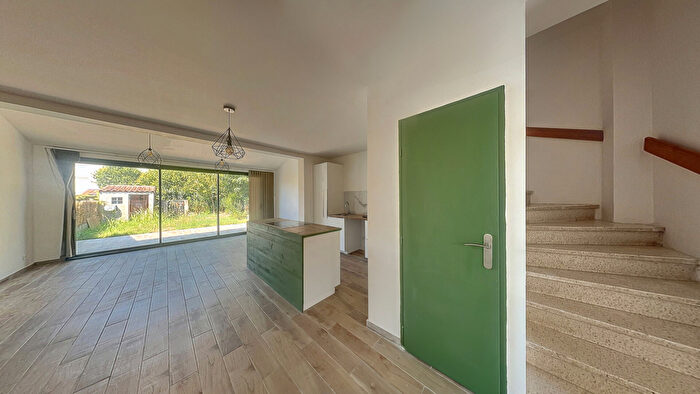Maison 4 pièces à Avignon, Le Pont Deux Eaux, Fontcouverte, à vendre