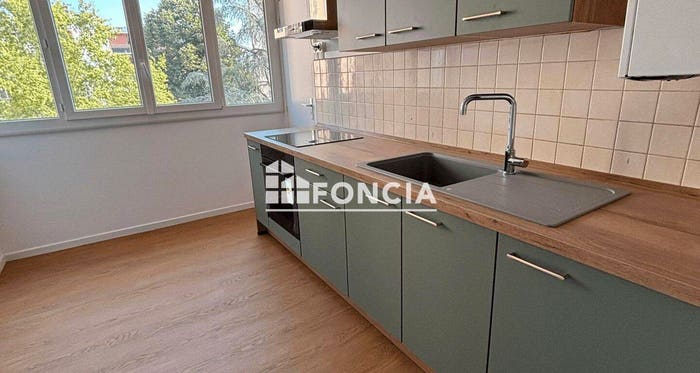 Dufau-Tourasse, Pau : Appartement 4 pièces à louer