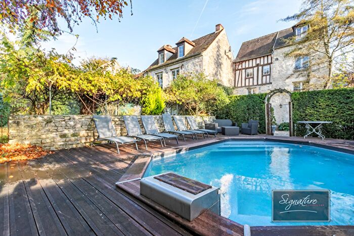 Maison à vendre - Senlis, Centre-ville - 8 pièces - 6 chambres