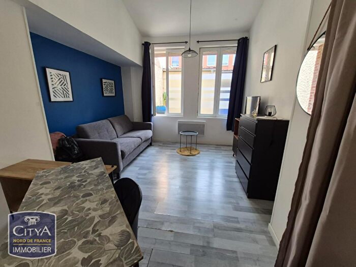 Appartement 1 pièce à Cambrai, Centre-Ville, Gare, à louer