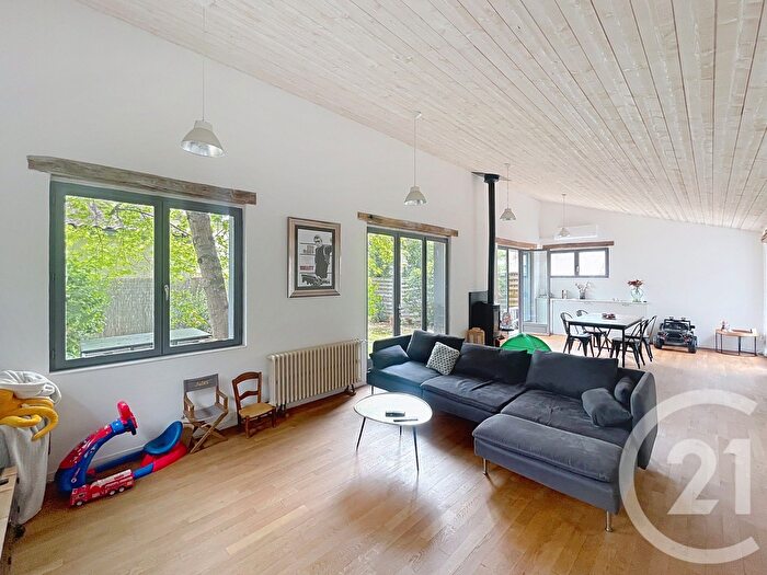 Maison 7 pièces à Saint-Sulpice-la-Pointe, à vendre