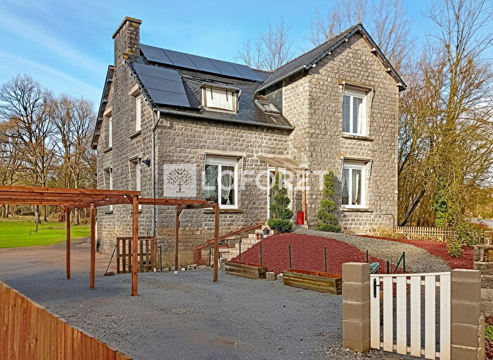 Maison à vendre - Plémet - 6 pièces - 4 chambres