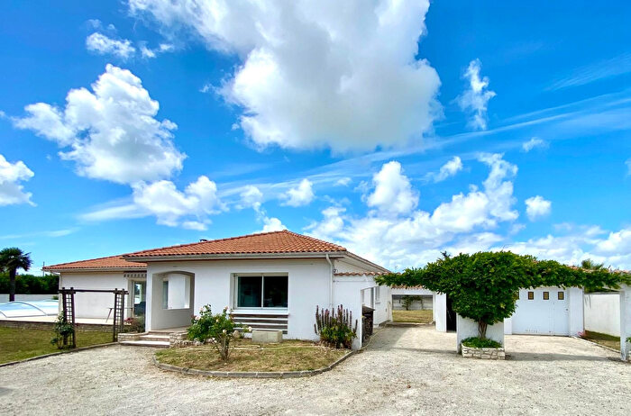 Bourcefranc-le-Chapus - Maison 8 pièces à vendre
