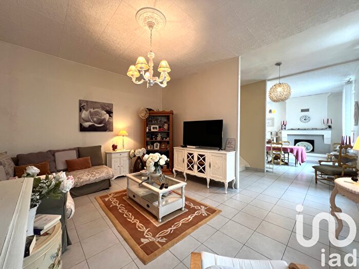 Maison à vendre - Coutras - 5 pièces - 3 chambres