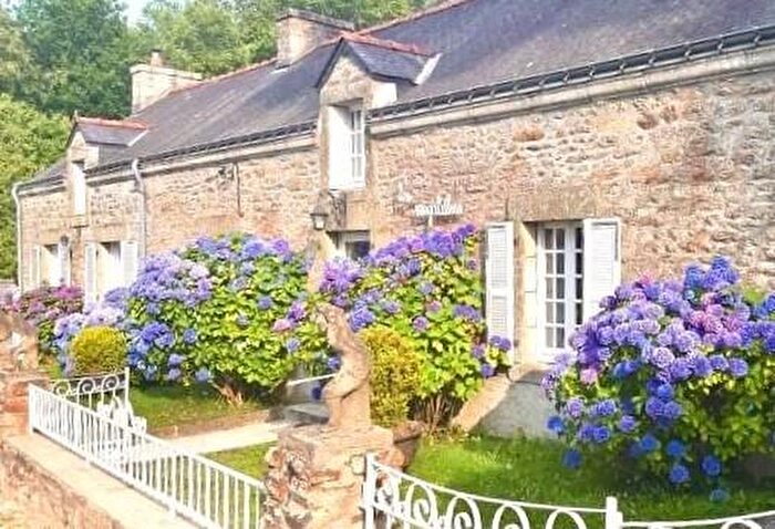 Moustoir-Ac : Maison 7 pièces à vendre
