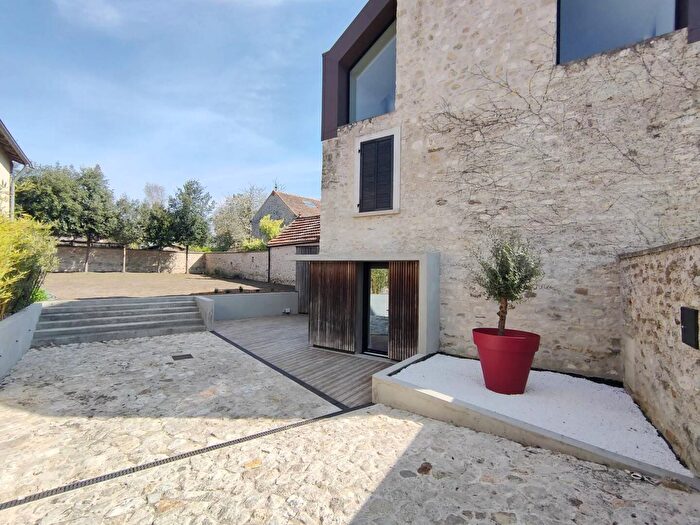 Maison 5 pièces à Feucherolles, à louer