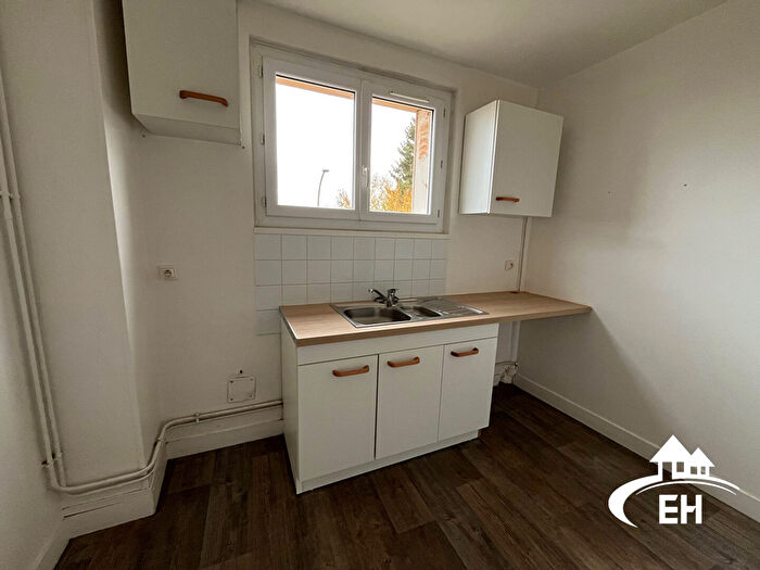 Appartement 3 pièces à louer - La Neuve-Lyre