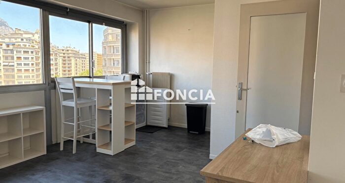 Grenoble, La Capuche, Grands Boulevards : Appartement 1 pièce à vendre