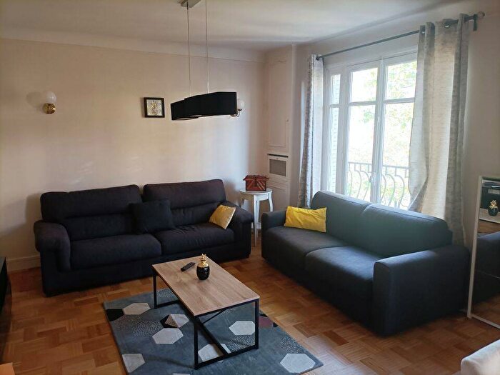 Reine-Mairie, Boulogne-Billancourt : Appartement 3 pièces à louer