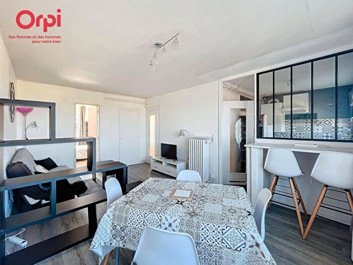 Appartement à louer - Banjan-Fontenelles-Maillets, Le Mans - 3 pièces - 2 chambres