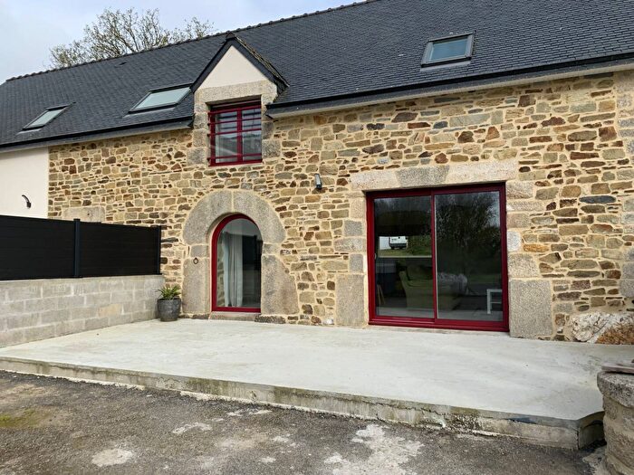 Maison à louer - Neulliac - 4 pièces - 3 chambres