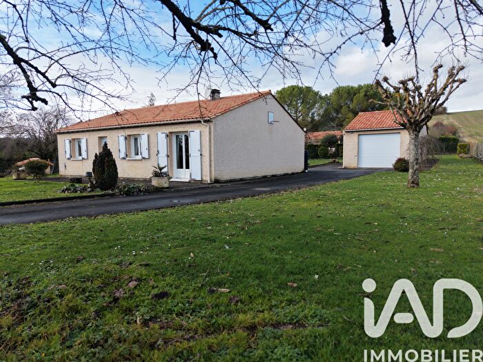 Maison à vendre - Touvre - 5 pièces - 3 chambres