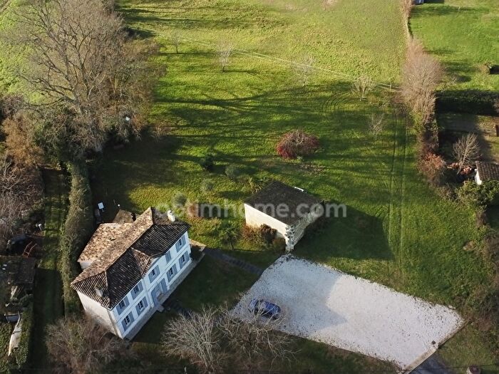 Maison à vendre - Savignac-de-lIsle - 7 pièces - 4 chambres