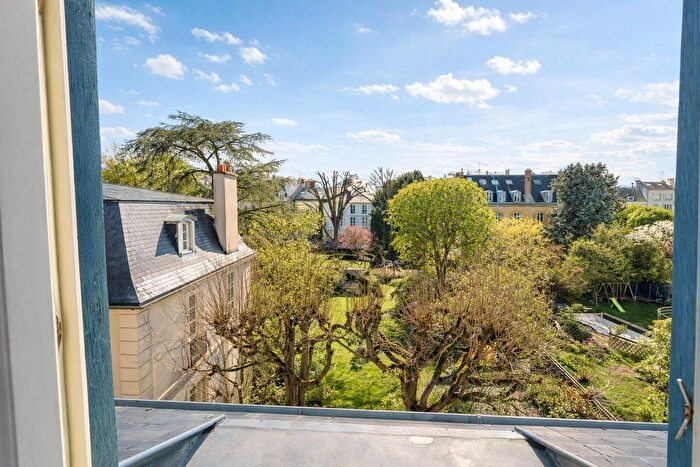 Appartement à louer - Saint-Germain-en-Laye - 3 pièces - 2 chambres