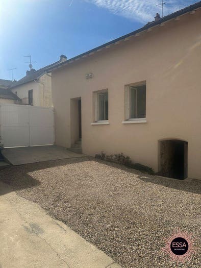 Ecquevilly : Maison 2 pièces à louer