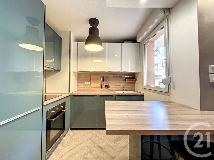 Appartement 3 pièces à Belfort, Centre-ville, Fb de Montbéliard, à louer