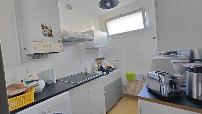 Salon-de-Provence, Centre-ville : Appartement 2 pièces à louer