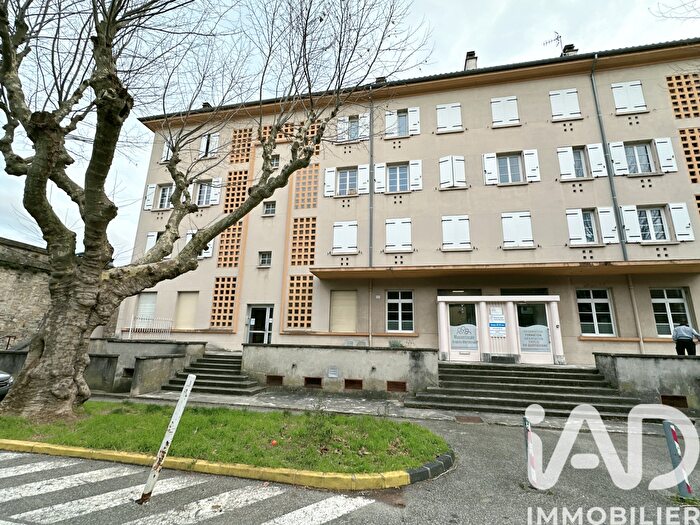 Appartement à vendre - Aubenas, Centre-ville - 5 pièces - 2 chambres