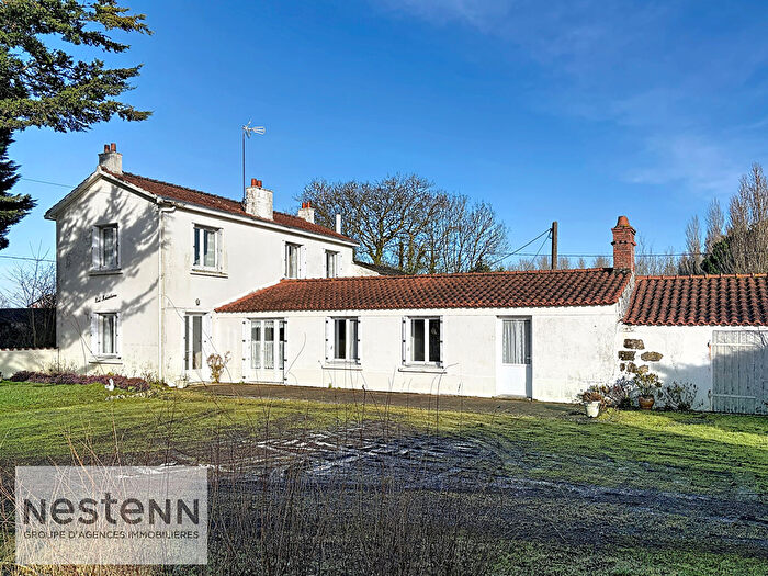 Maison à vendre - Sallertaine - 8 pièces - 4 chambres