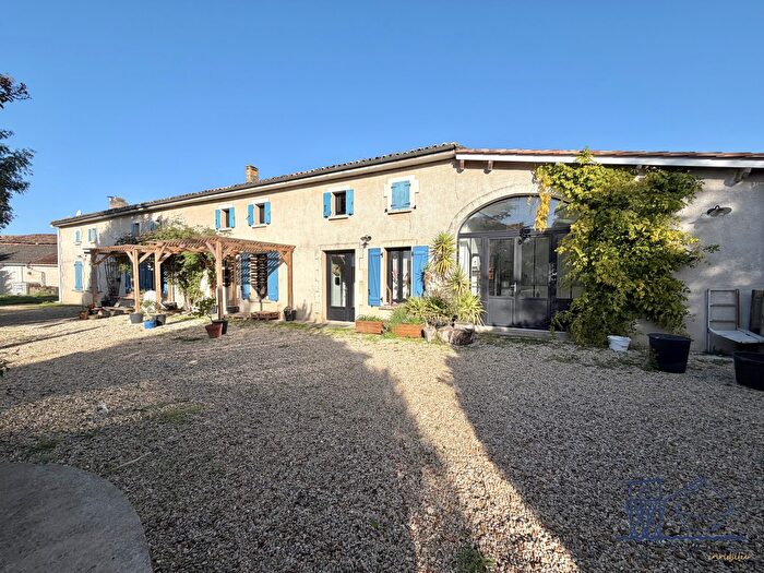 Maison à vendre - Clion - 7 pièces - 5 chambres