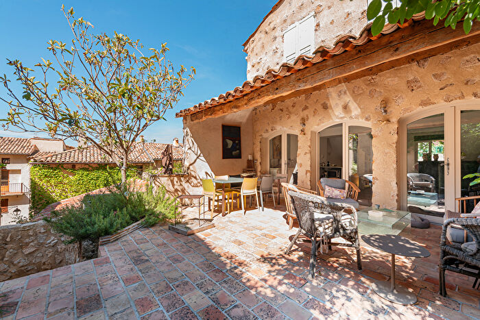 Maison 9 pièces à Moustiers-Sainte-Marie, à vendre