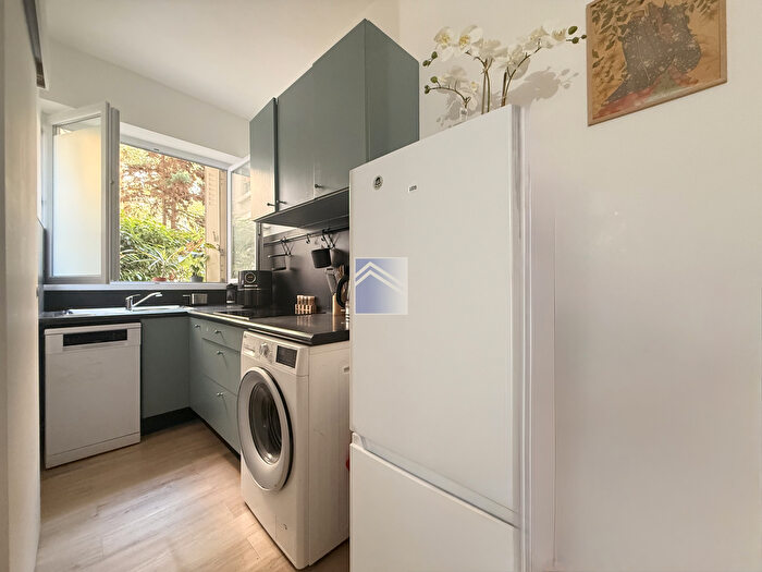 Courbevoie, Marceau République - Appartement 2 pièces à vendre