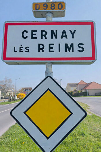 Maison à vendre - Cernay-lès-Reims - 5 pièces - 3 chambres