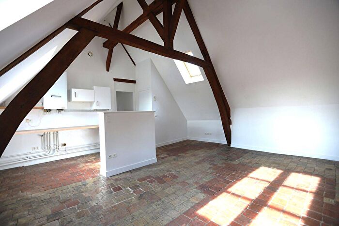 Appartement à louer - Montfort-lAmaury - 4 pièces - 3 chambres