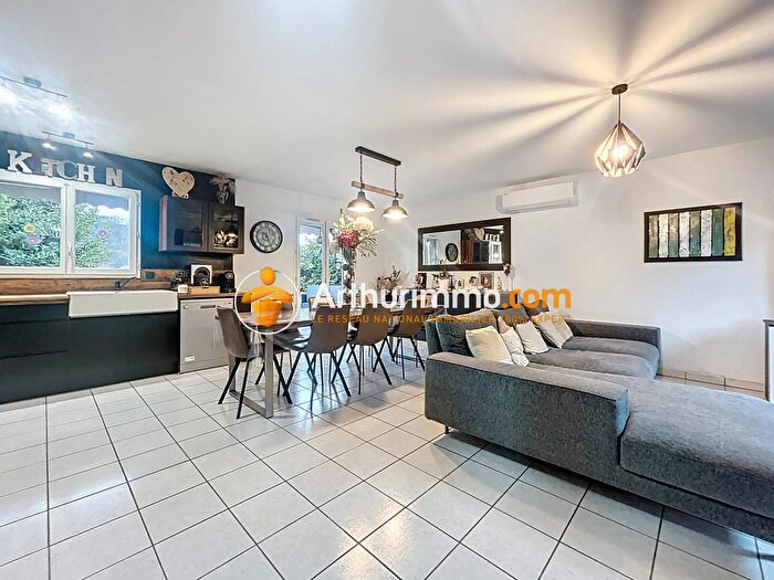 Maison à vendre - Saint-Savin - 6 pièces - 5 chambres