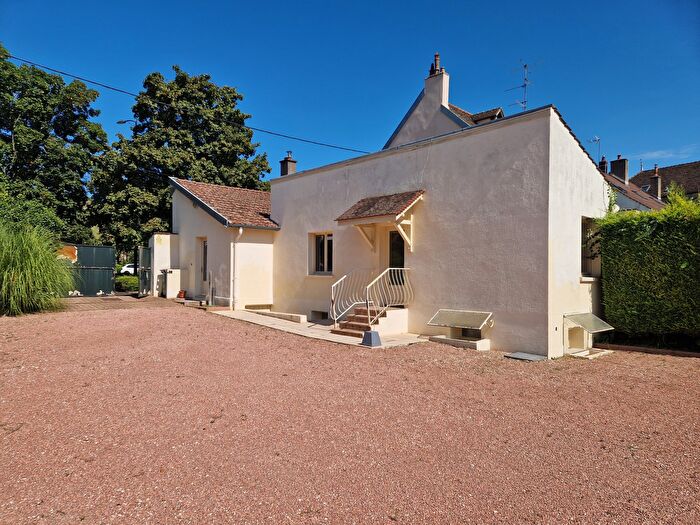 Maison à vendre - Beaune, Centre-ville - 2 pièces - 1 chambre