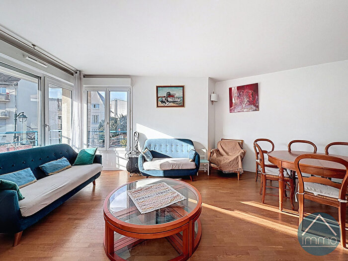 Appartement à vendre - Asnières-sur-Seine, Centre-ville - 4 pièces - 3 chambres