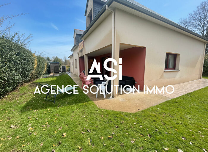 Maison à vendre - Saint-Pierre-la-Cour - 8 pièces - 4 chambres