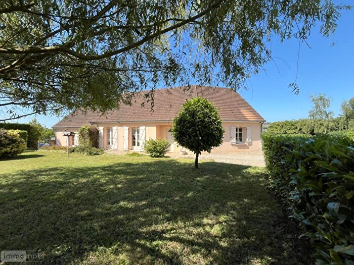 Saint-Michel-de-Chavaignes - Maison 5 pièces à vendre