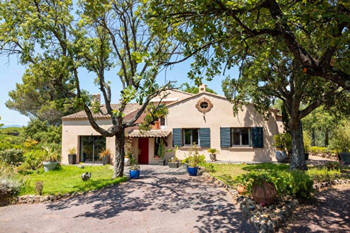Fréjus, Gallieni : Maison 6 pièces à vendre