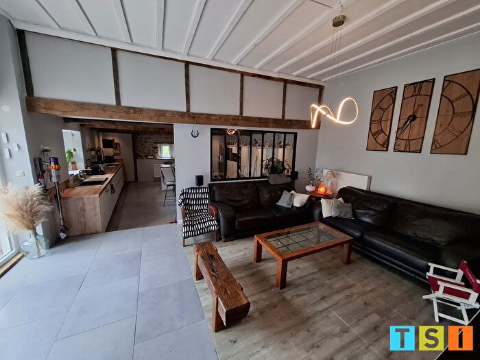 Maison à vendre - Tarbes, Centre-ville - 8 pièces - 7 chambres