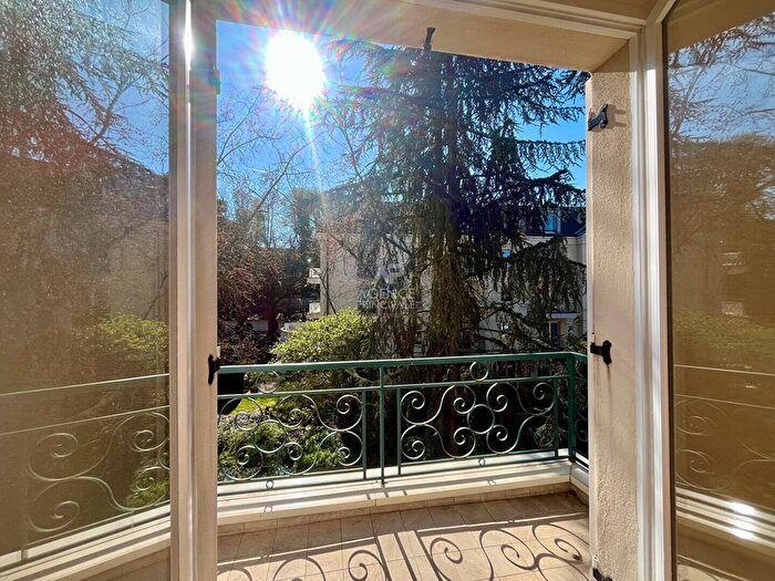 Appartement à louer - Montreuil, Versailles - 3 pièces - 2 chambres