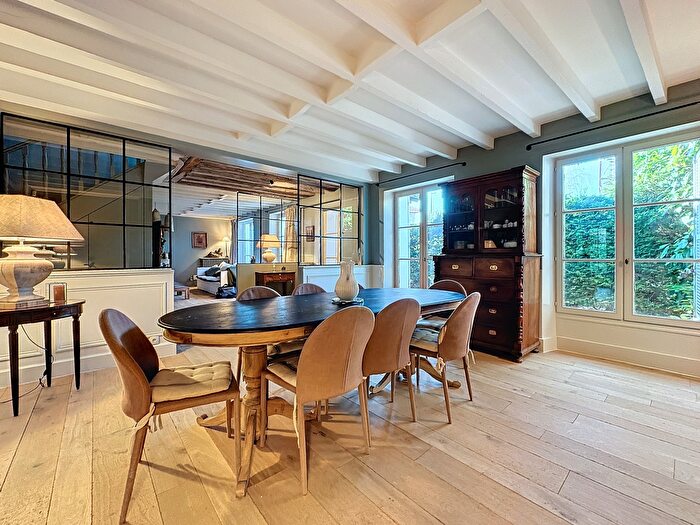 Maison à vendre - Guyancourt, Zones dactivités, Hameau de Bouviers, Hameau de la Minière - 9 pièces - 6 chambres