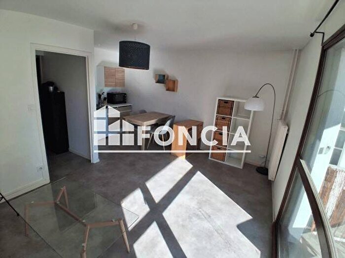 Appartement à louer - Allies-Clos dOr, Grenoble - 2 pièces - 1 chambre