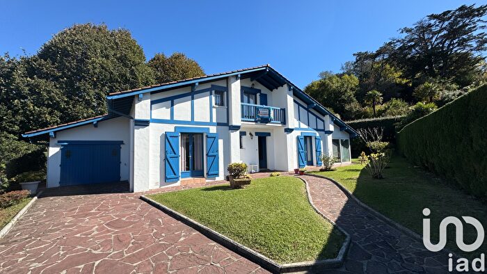 Maison à vendre - Saint-Jean-de-Luz, Jalday, Urthaburu, Balcoin, Alturan - 6 pièces - 4 chambres