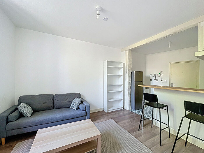 Appartement 2 pièces à louer à Dijon, Montmuzard