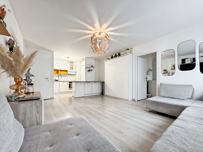 Appartement à vendre - Rosny-sous-Bois, La Garenne - 3 pièces - 2 chambres