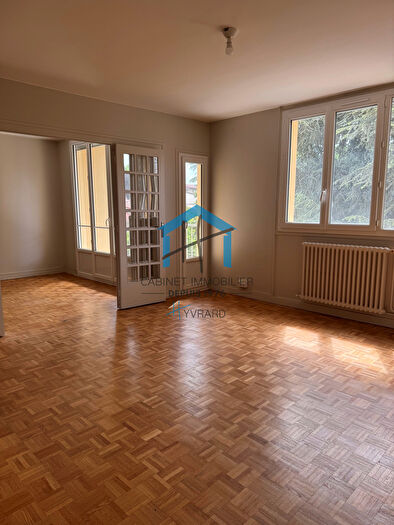 Appartement 4 pièces à Saint-Chamond, La Valette, Croix Berthaud, Saint-Martin, à louer