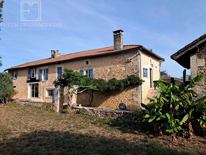 Maison 6 pièces à vendre - Champagnac-de-Belair