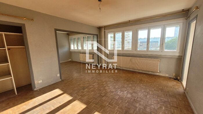 Appartement à louer - Chalon-sur-Saône, La Citadelle - 4 pièces - 2 chambres