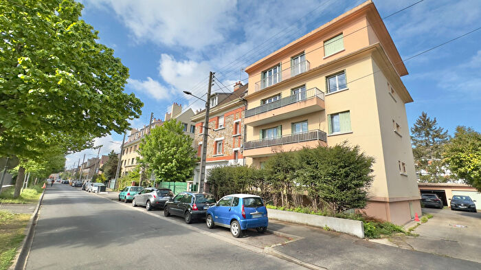 Appartement à vendre - Athis-Mons, Val dAthis - 4 pièces - 2 chambres