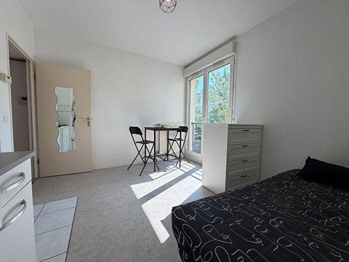 La Folie-Couvrechef, Caen - Appartement 1 pièce à louer