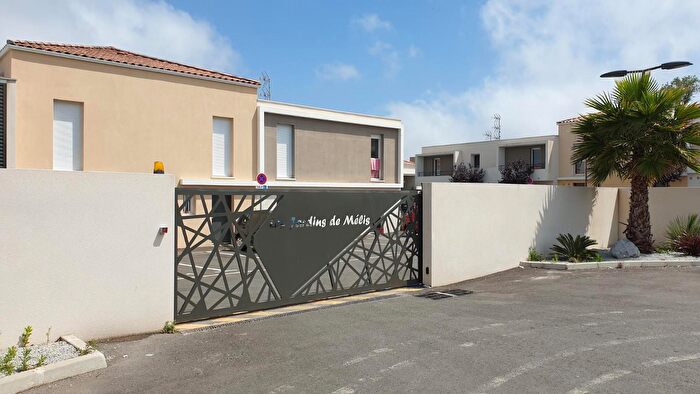 Appartement à louer - Béziers, Perch des Moulins, Font Neuve, Terries - 2 pièces - 1 chambre