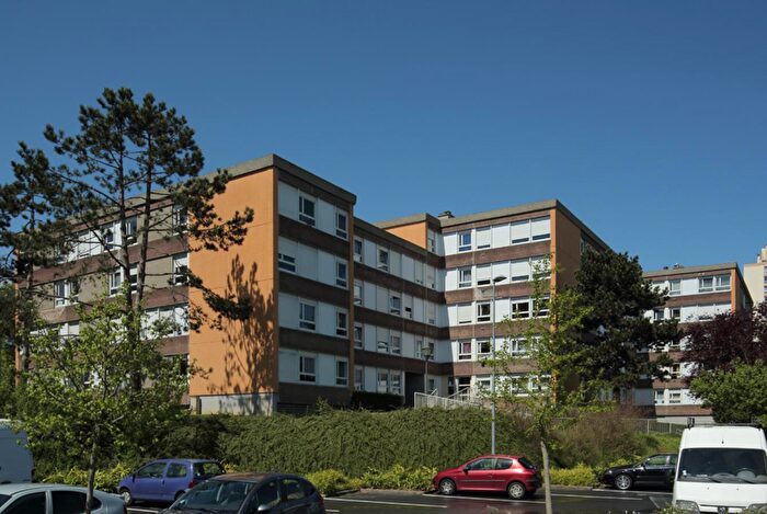 Appartement 4 pièces à vendre - Hérouville-Saint-Clair, Centre-ville, Haute Folie, Grande Delle, Prestavoine