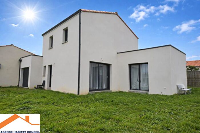 Maison à vendre - La Chapelle-Achard - 5 pièces